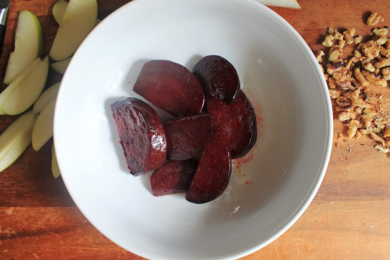 Roasted Beets with Apples